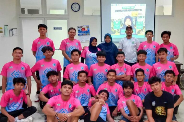 Kuliah Dosen Tamu IKOR UNIMUS, Kenalkan Senam Bugar Muhammadiyah - Program Studi Ilmu ...